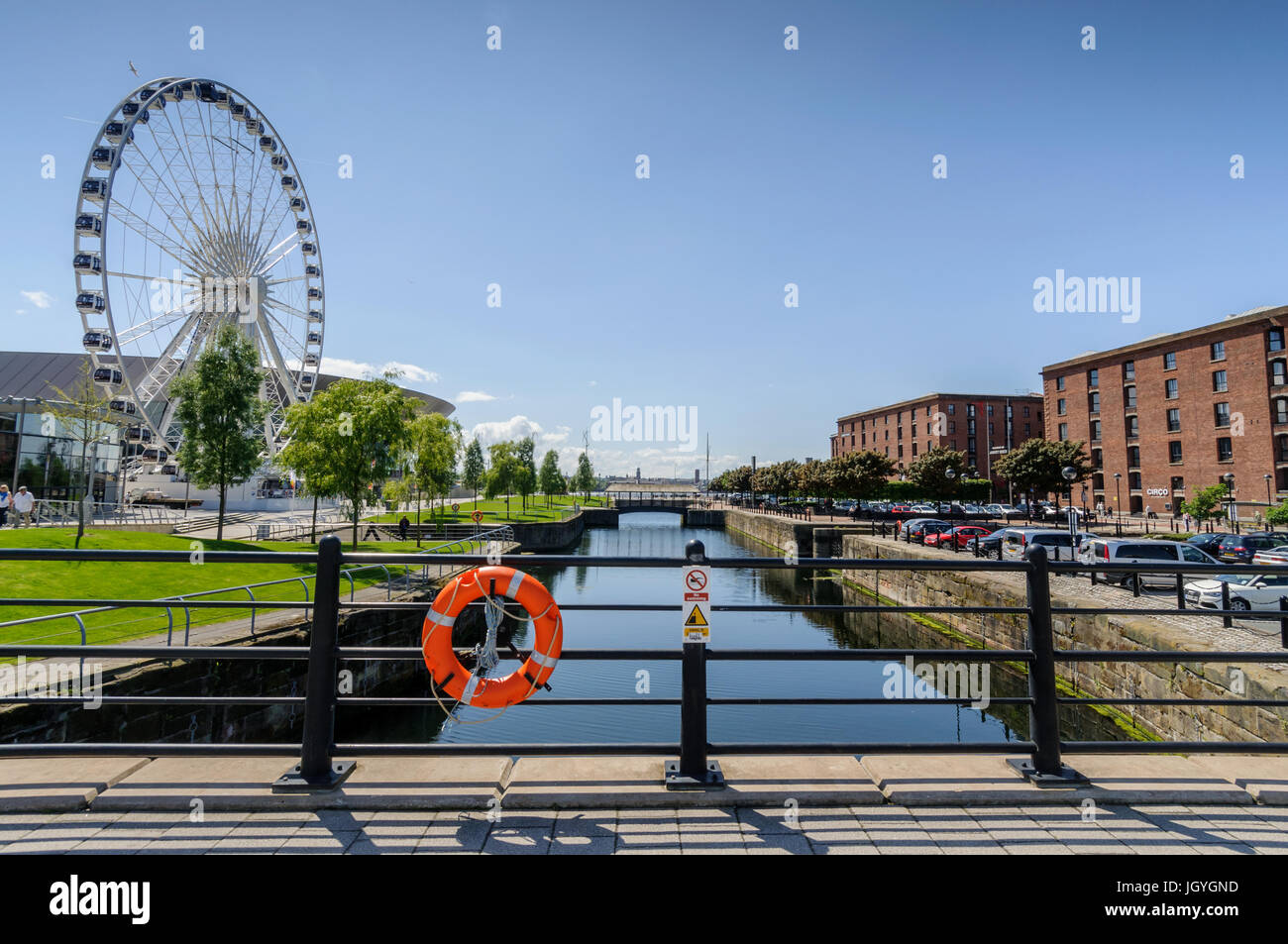 Ferris wheel at Albert dock,Liverpool Stock Photo - Alamy
