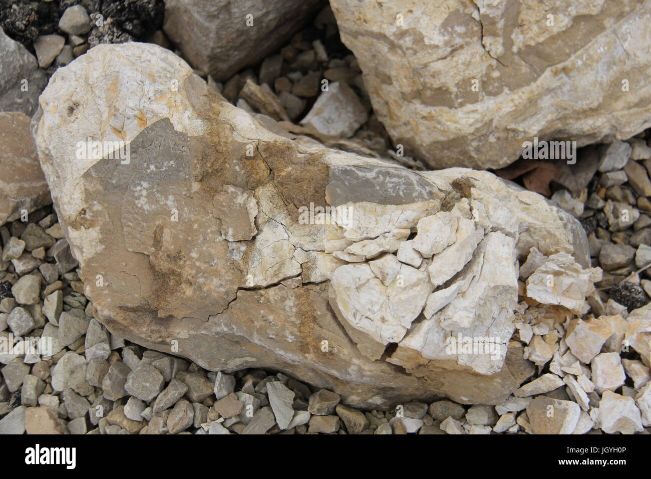 Stripped layered rock hi-res stock photography and images - Alamy