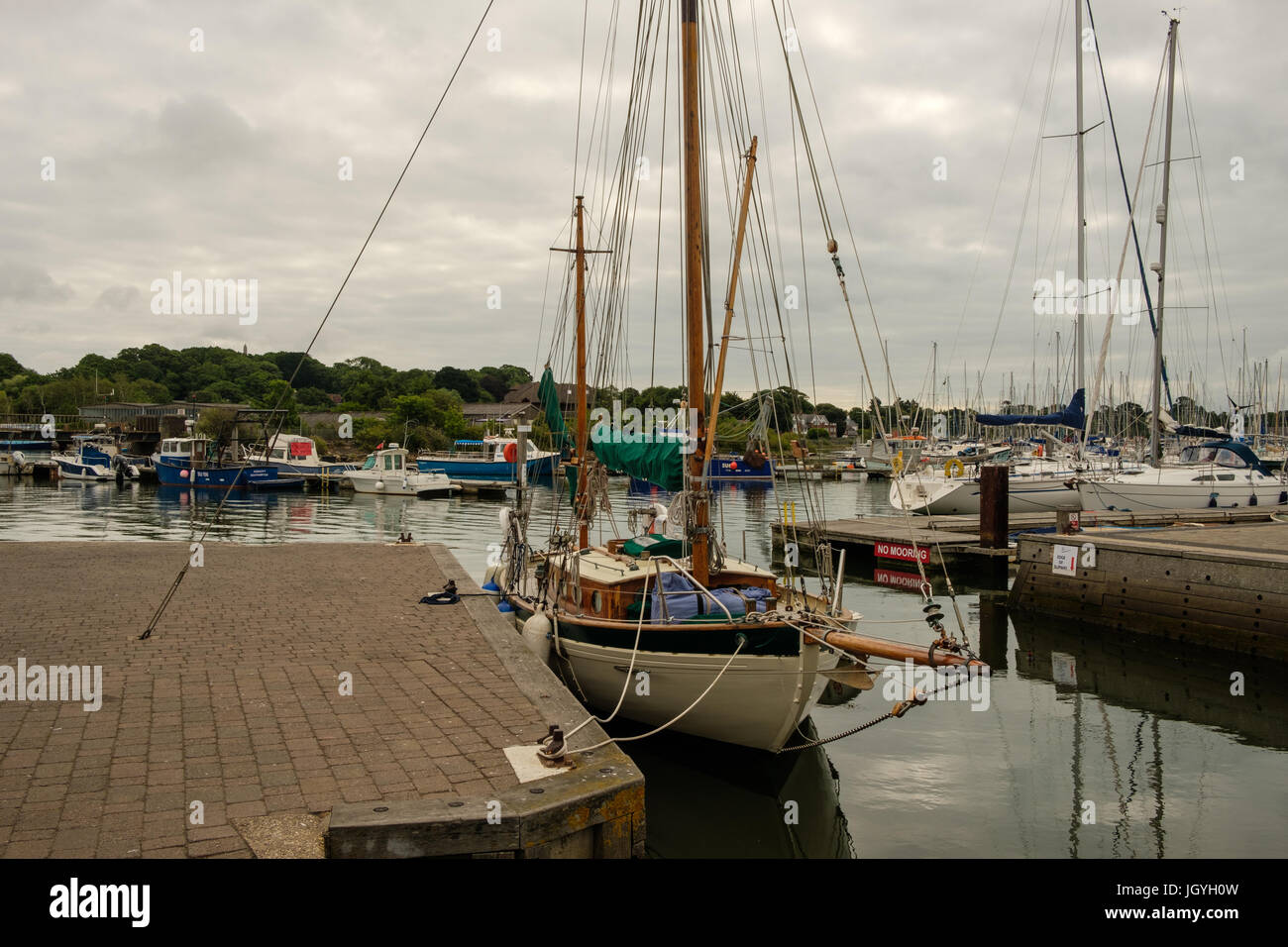 Lymington Yacht Haven Stock Photo - Alamy
