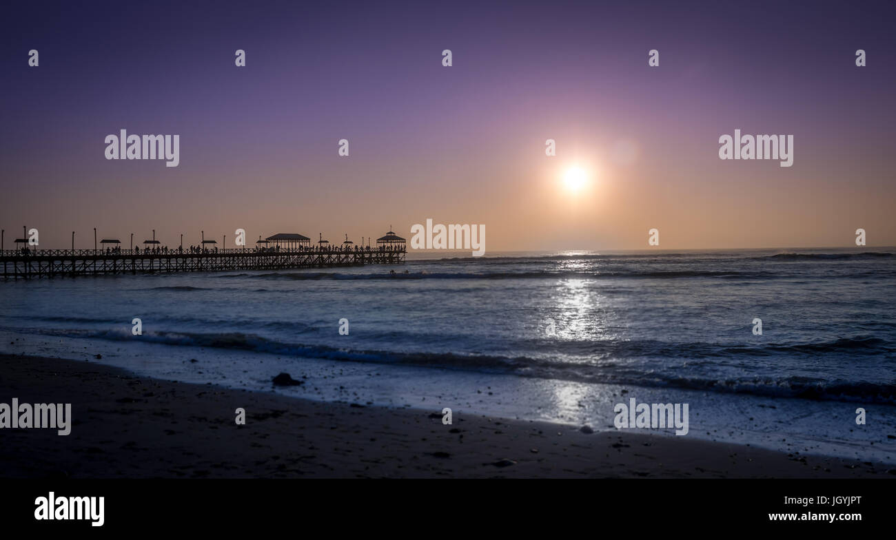 Huanchaco pier hi-res stock photography and images - Alamy