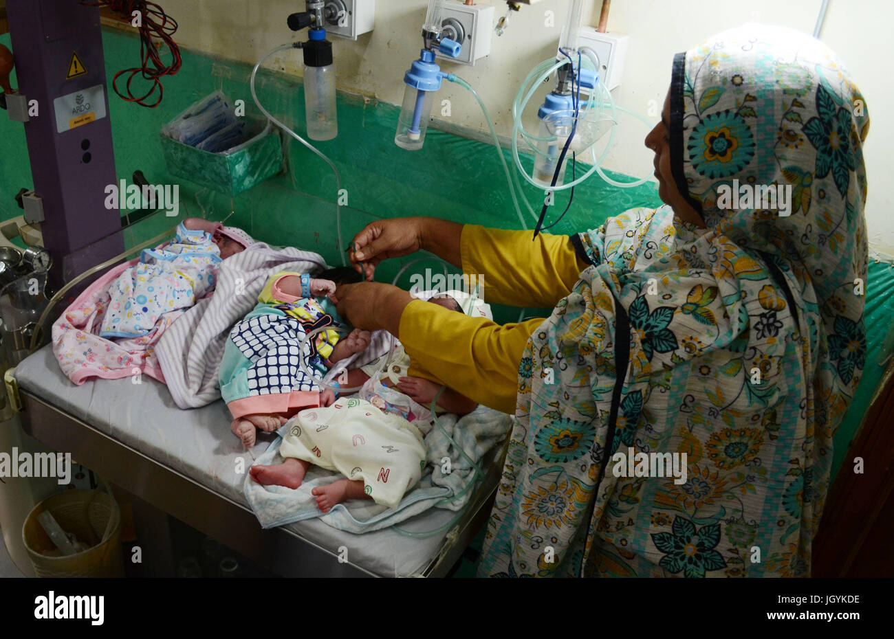 Pakistani mothers with their new born infants at local hospital on the ...