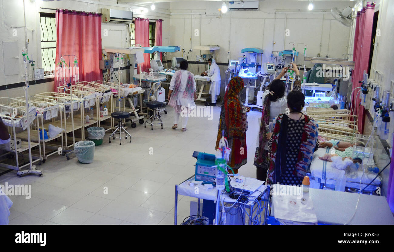 Pakistani mothers with their new born infants at local hospital on the ...
