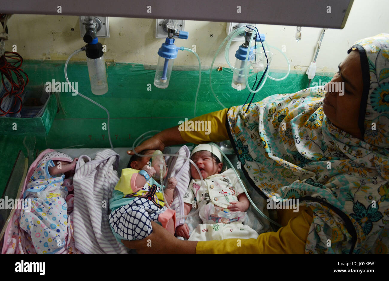 Pakistani mothers with their new born infants at local hospital on the ...
