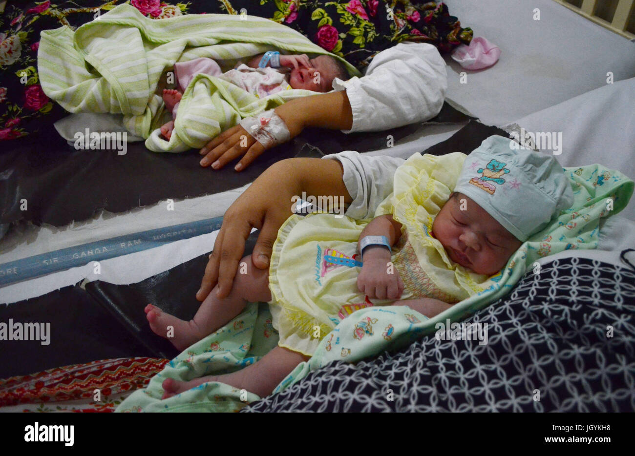 Pakistani mothers with their new born infants at local hospital on the ...