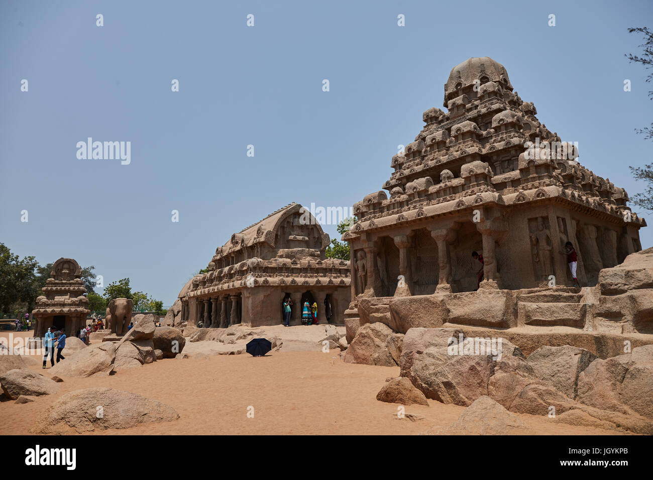 Monolithic temples hi-res stock photography and images - Alamy