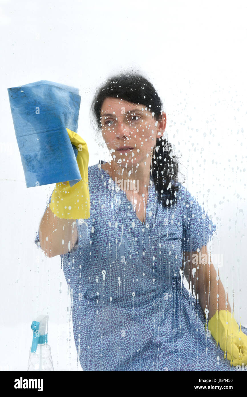 Woman 35s hi-res stock photography and images - Alamy