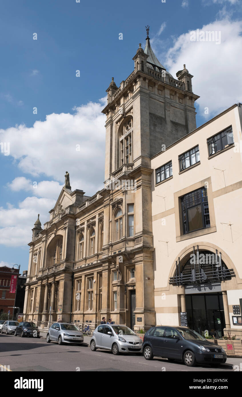 Cheltenham library hi-res stock photography and images - Alamy