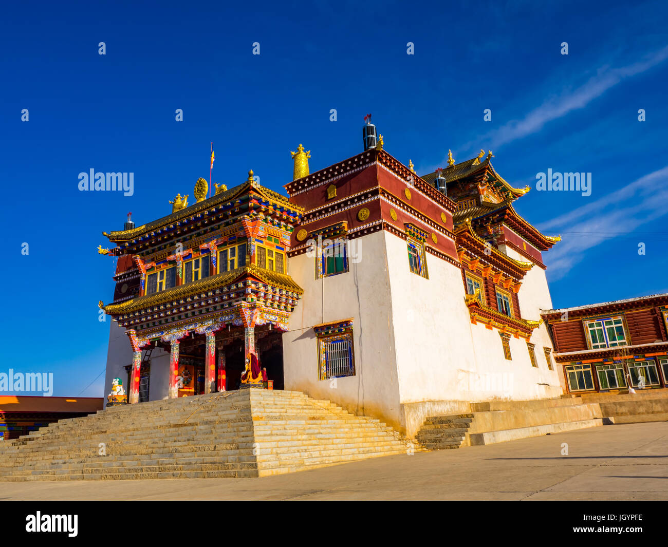 Dege, sichuan monastery hi-res stock photography and images - Alamy