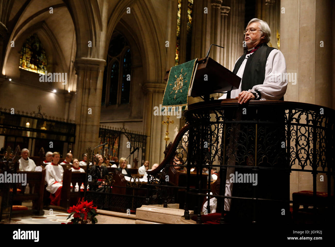Ecumenical celebration in Holy Trinity American cathedral, Paris ...