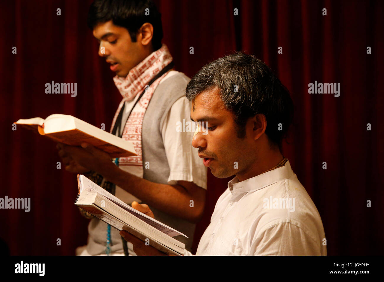 Bhagavad gita reading hi-res stock photography and images - Alamy