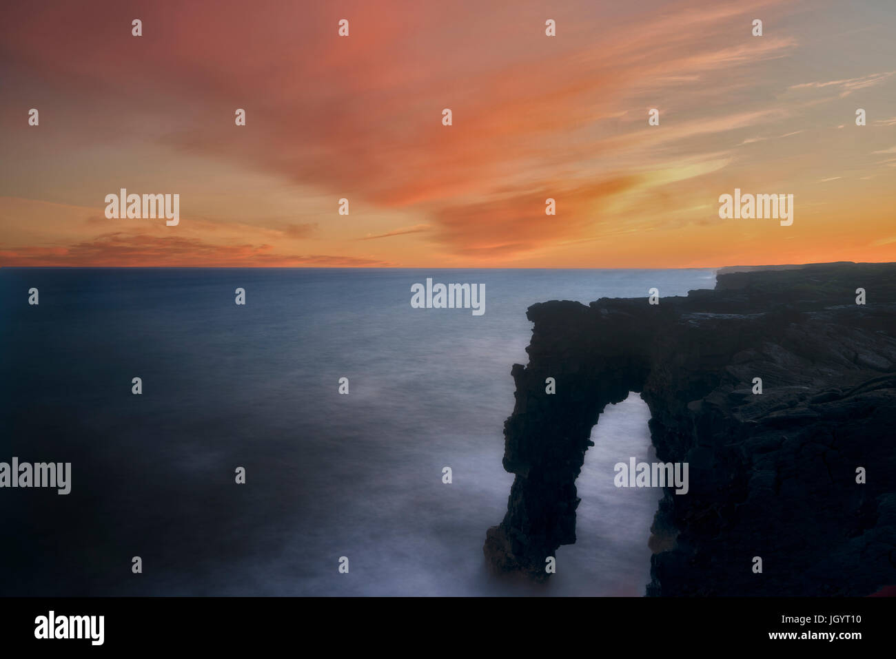 Sunset at Sea Arch. Hawaii Volcanoes National Park, Hawaii Island Stock ...