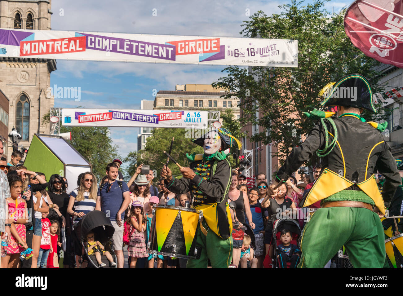 Circus arts hi-res stock photography and images - Alamy