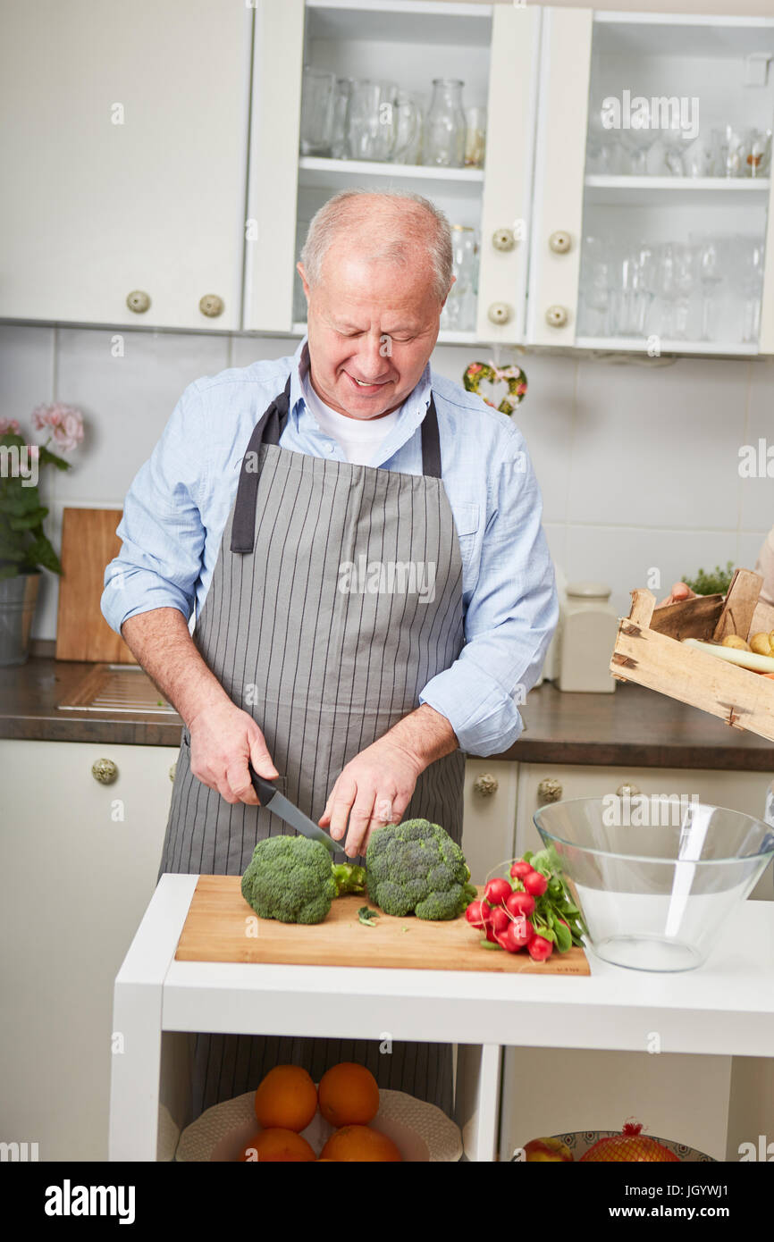 Homemaker hi-res stock photography and images - Alamy