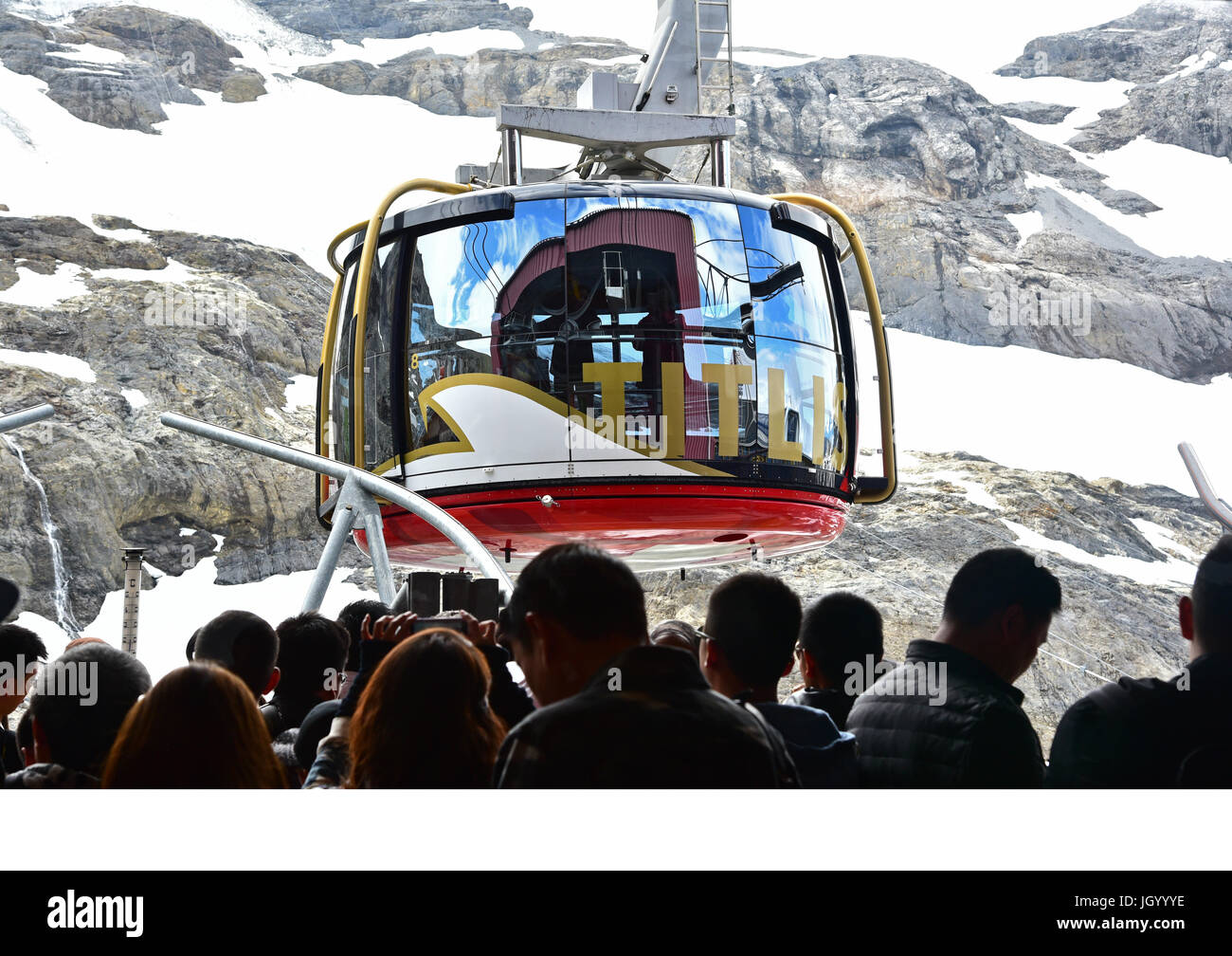 revolving cable car,mt titlis,switzerland,engelberg,europe Stock Photo ...