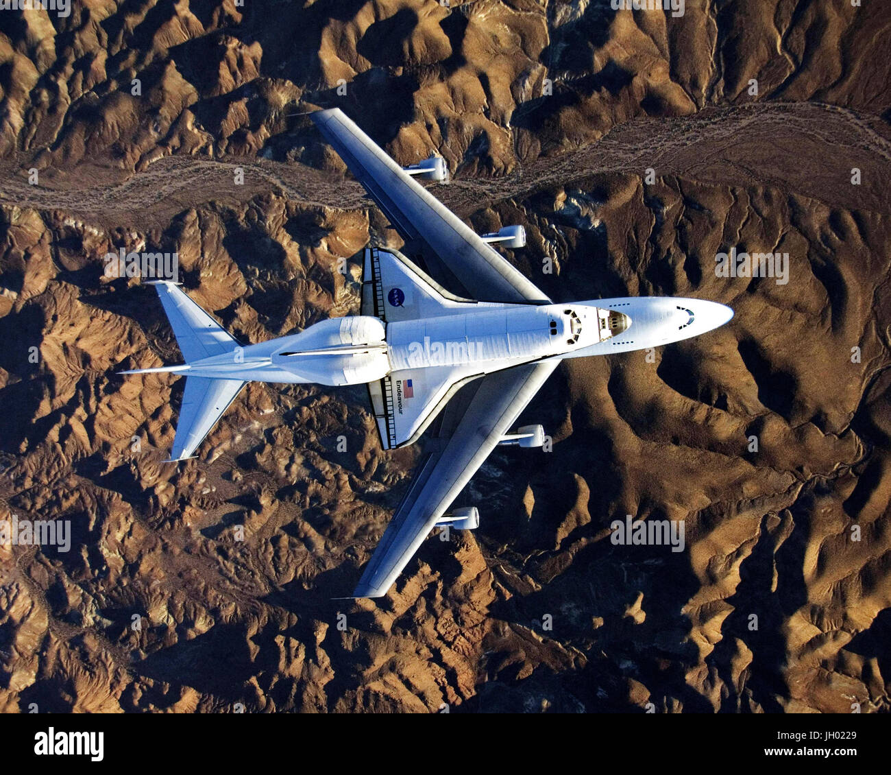 The STS-126 space shuttle Endeavour, mounted atop its modified Boeing ...