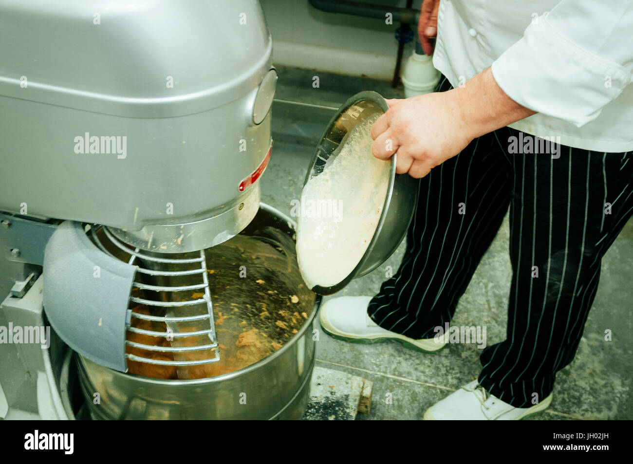 Professional breadmaking making bread Stock Photo - Alamy