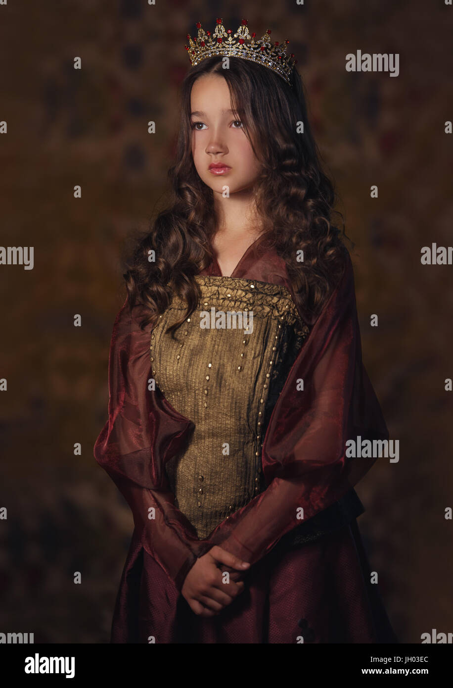 Portrait of cute girl wearing a crown. Young queen or princess Stock ...