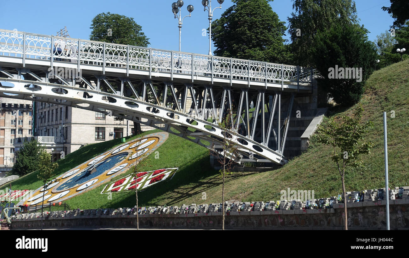 Bridge Kiev, Ukraine Stock Photo - Alamy