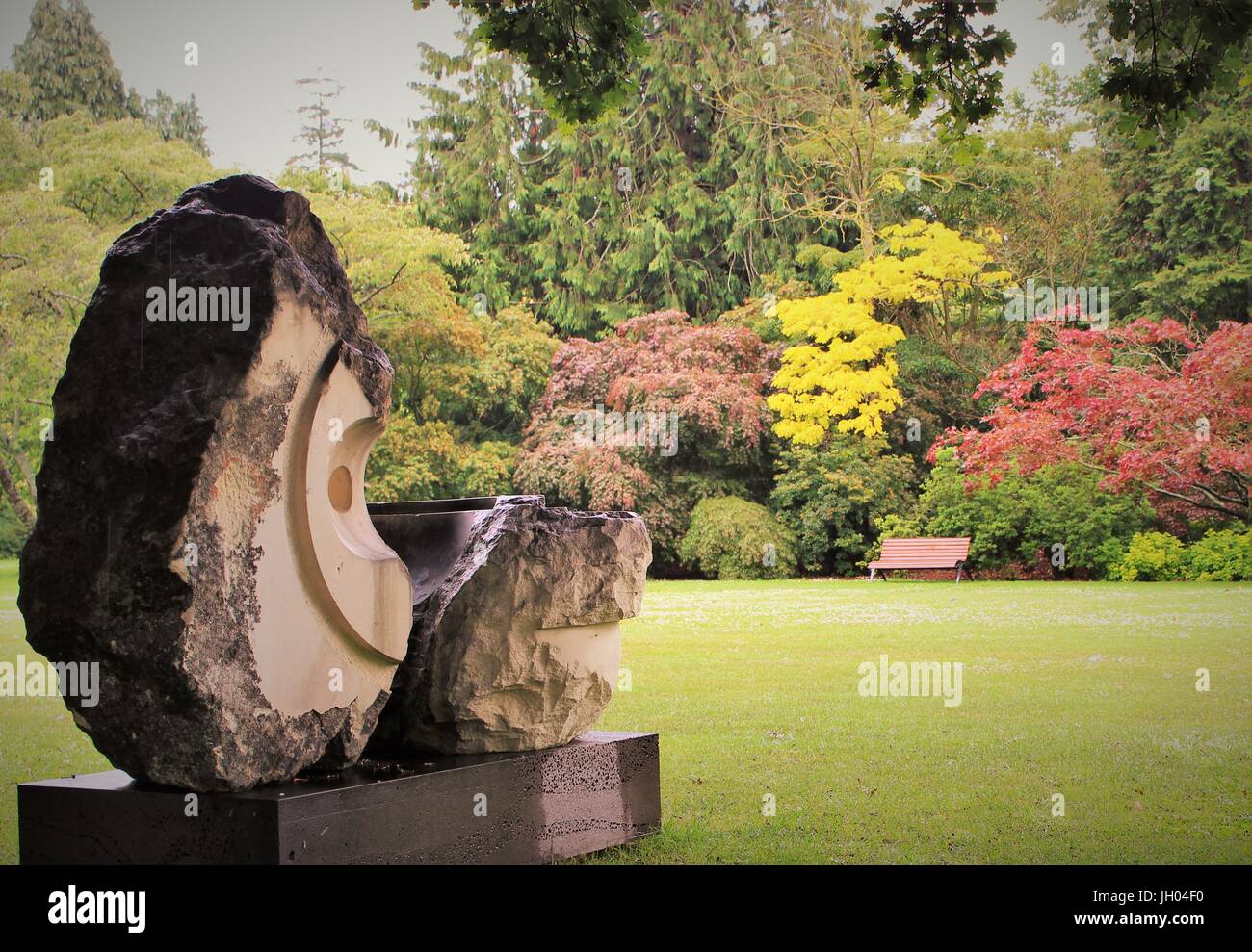 statues in the ashburton domain Stock Photo - Alamy
