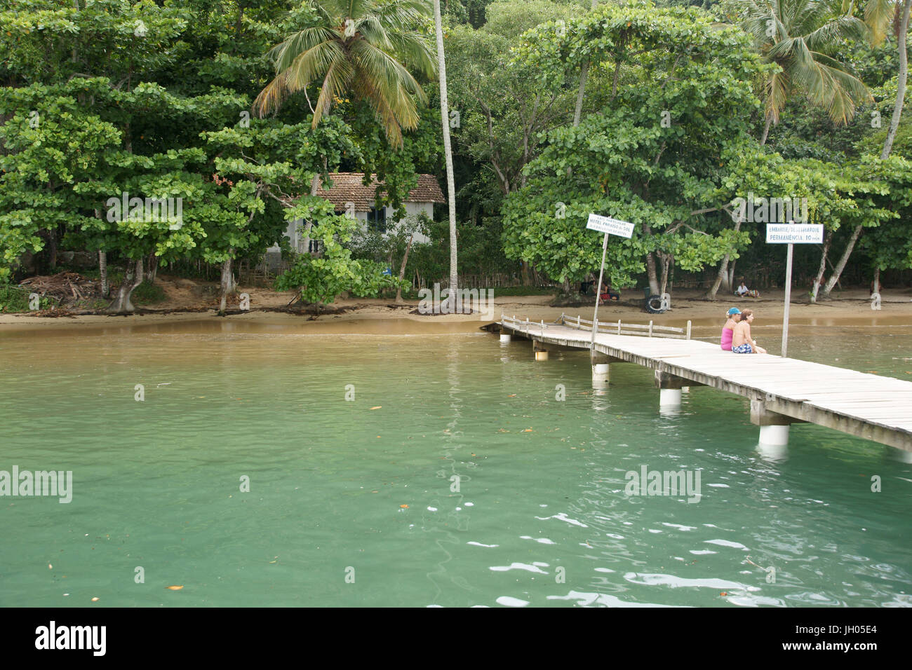 Rio de janeiro docks hi-res stock photography and images - Alamy