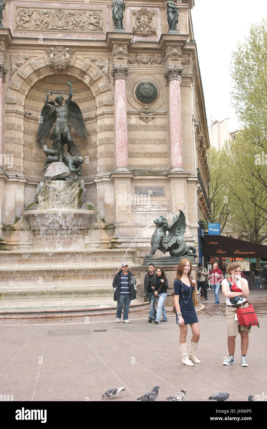 Sculpture, Fountain, Place Saint-Michel, 6ème arrondissement, (75006 ...
