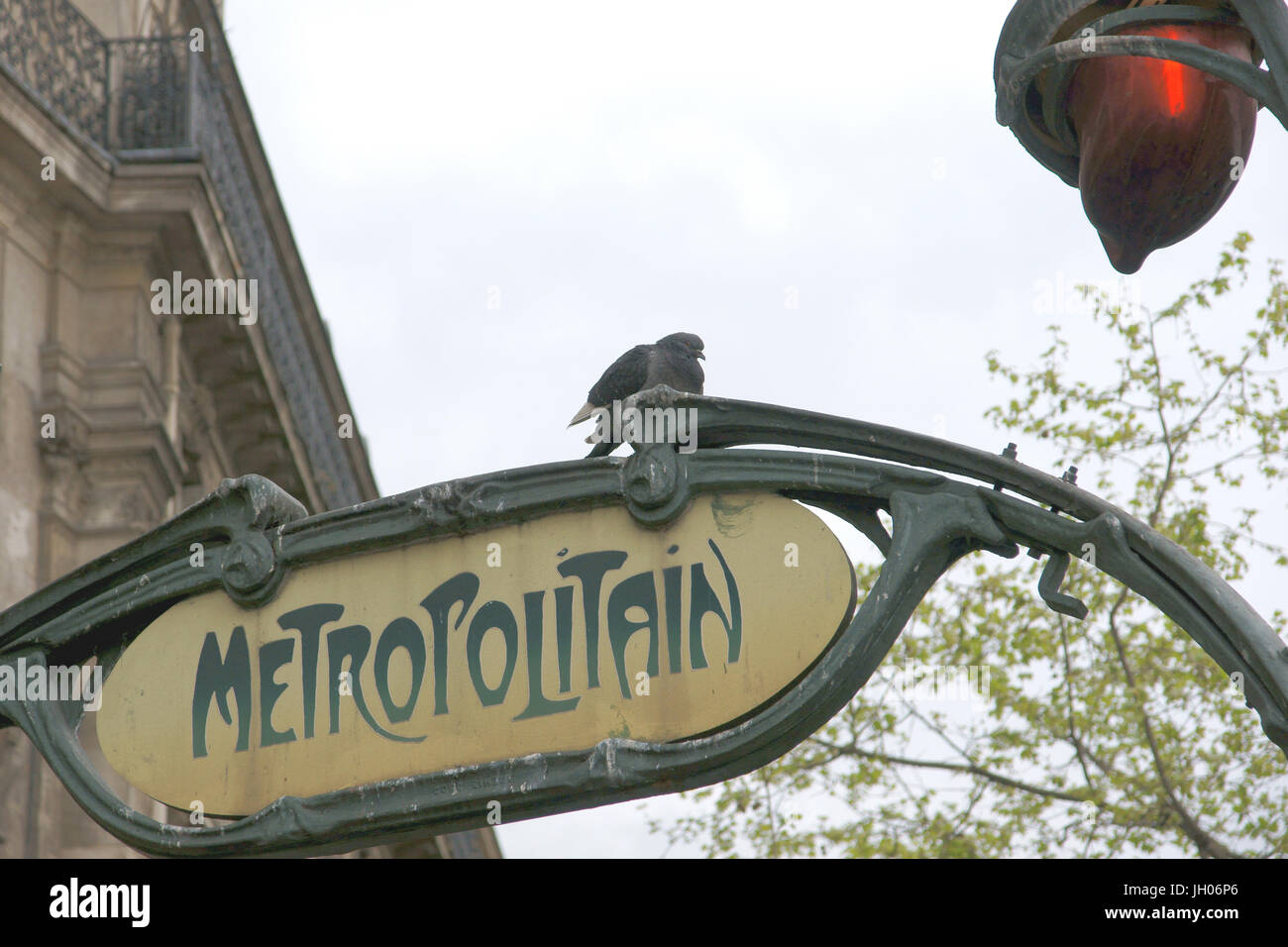 Plate, Place Saint-Michel, 6ème arrondissement, (75006), Paris, France ...