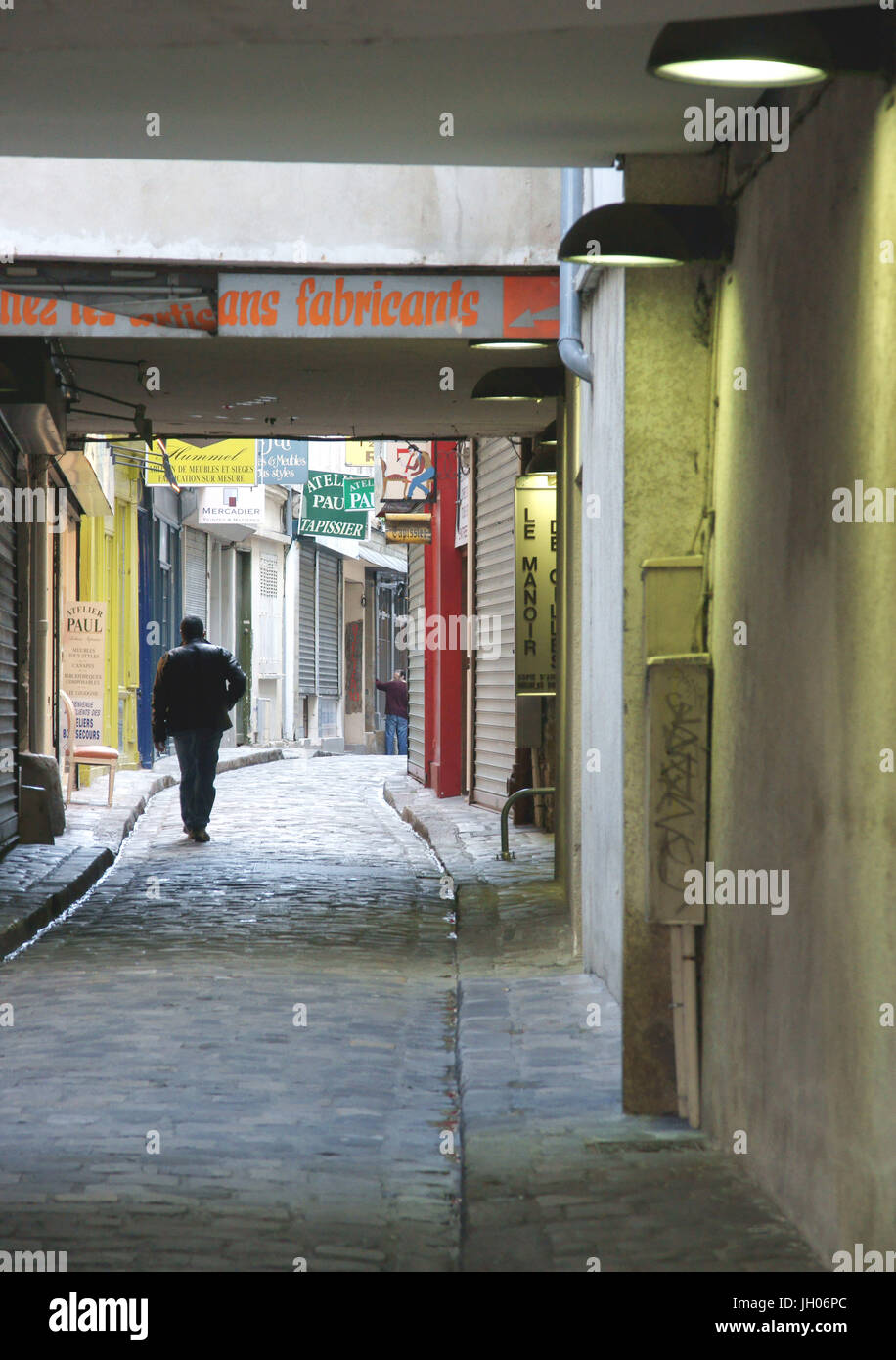 Paris road signs hi-res stock photography and images - Alamy