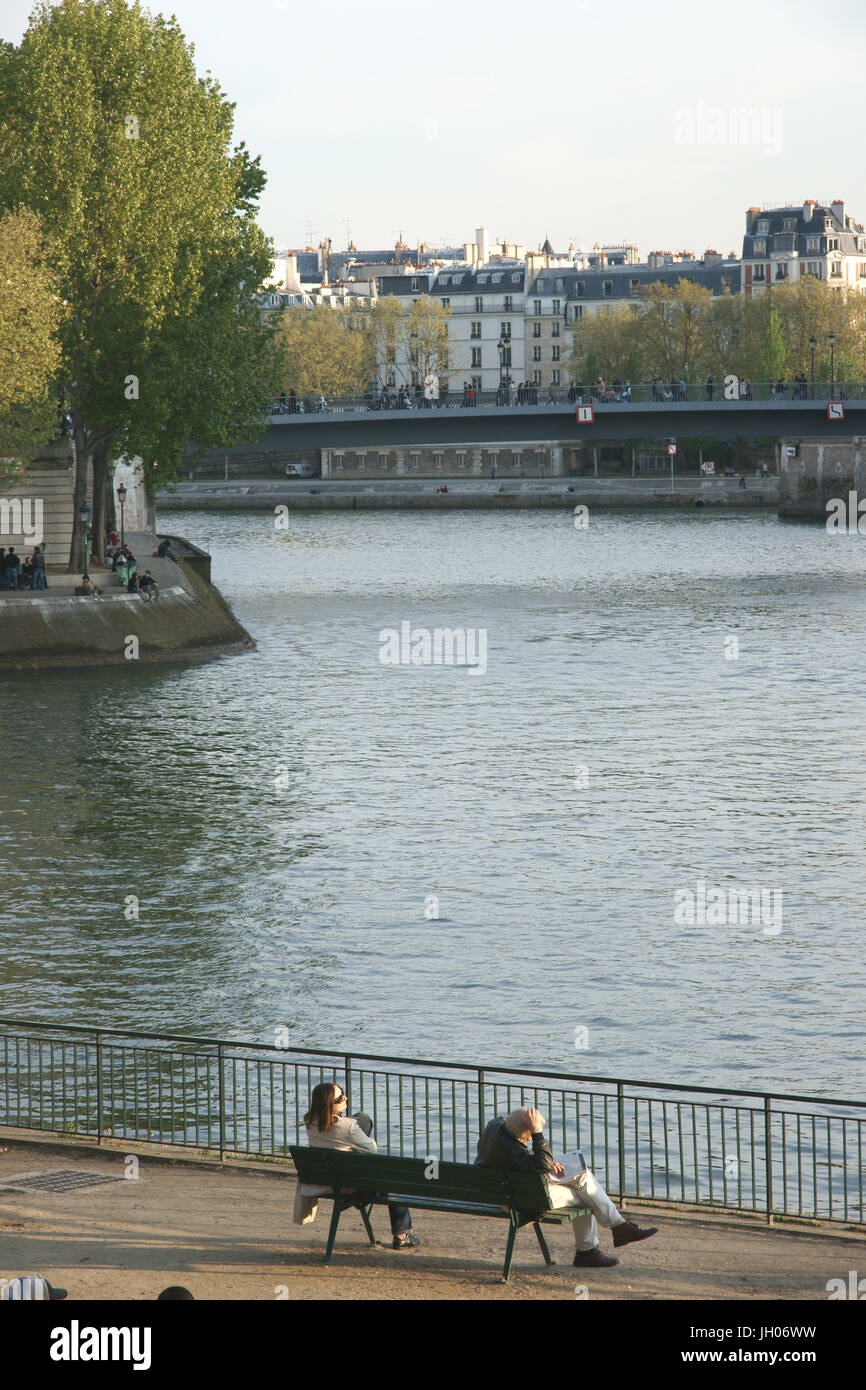 Facades de lhotel de ville hi-res stock photography and images - Alamy