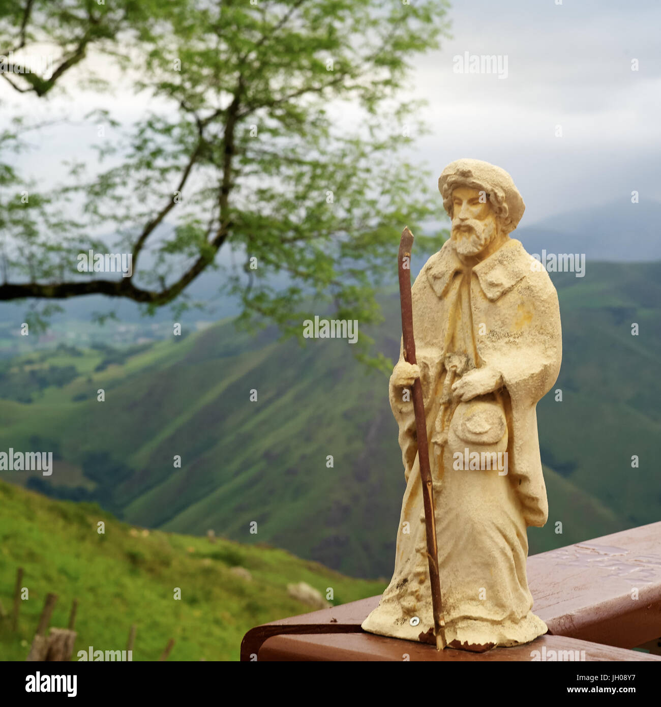 Statue of Saint James, Orisson, France Stock Photo - Alamy