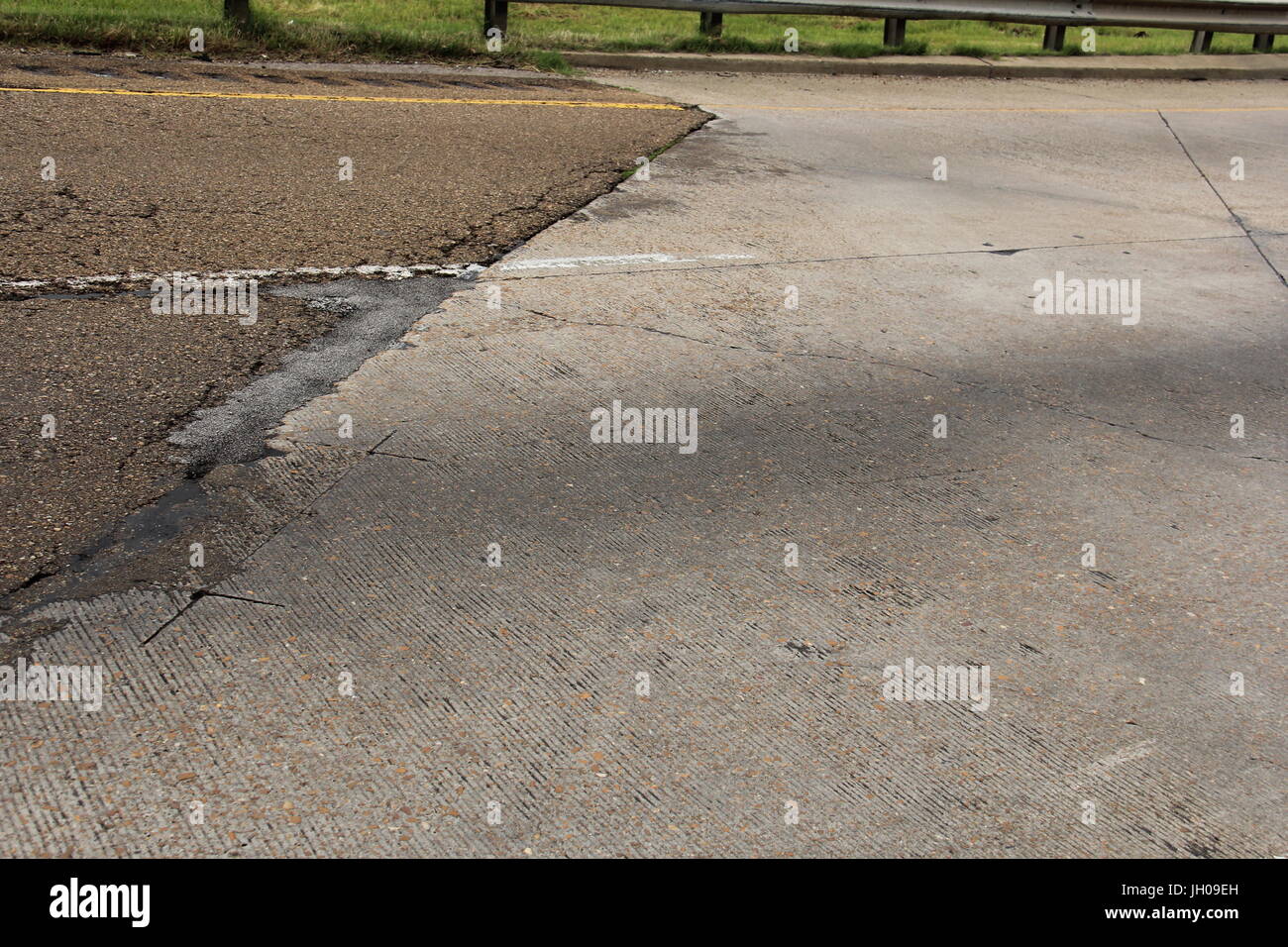 Road Joint Failure Stock Photo - Alamy