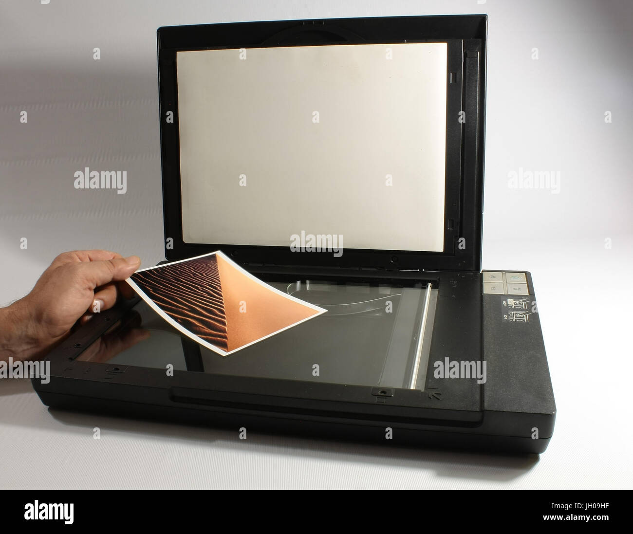 Scanners 2 hi-res stock photography and images - Alamy