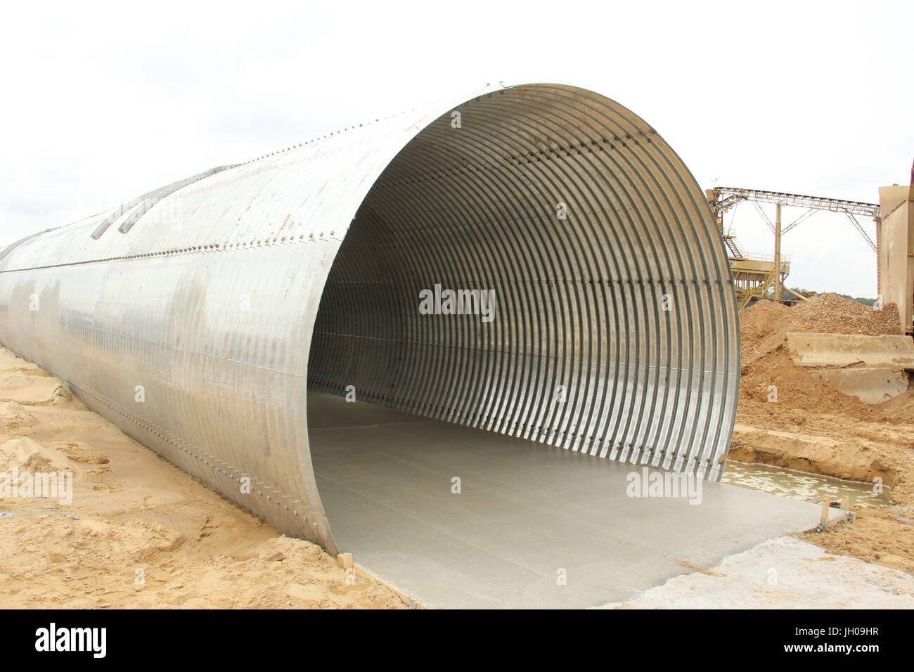 Tunnel road paved hi-res stock photography and images - Alamy