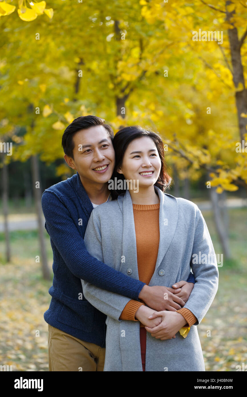 Happy young couple Stock Photo - Alamy