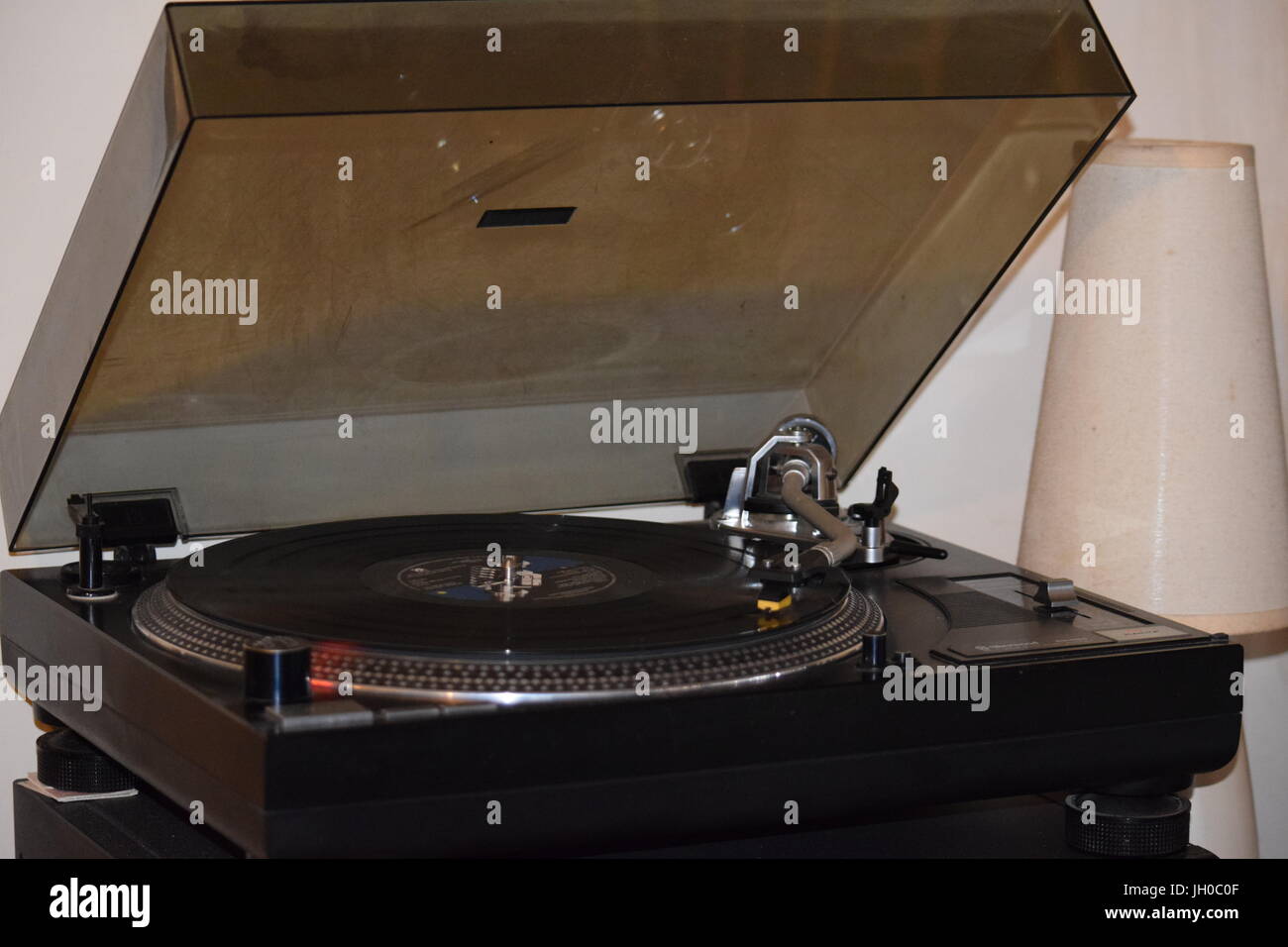 Turntable and disc Stock Photo - Alamy