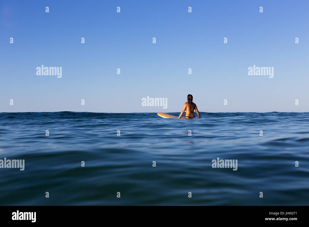 Malibu surf woman hi-res stock photography and images - Alamy