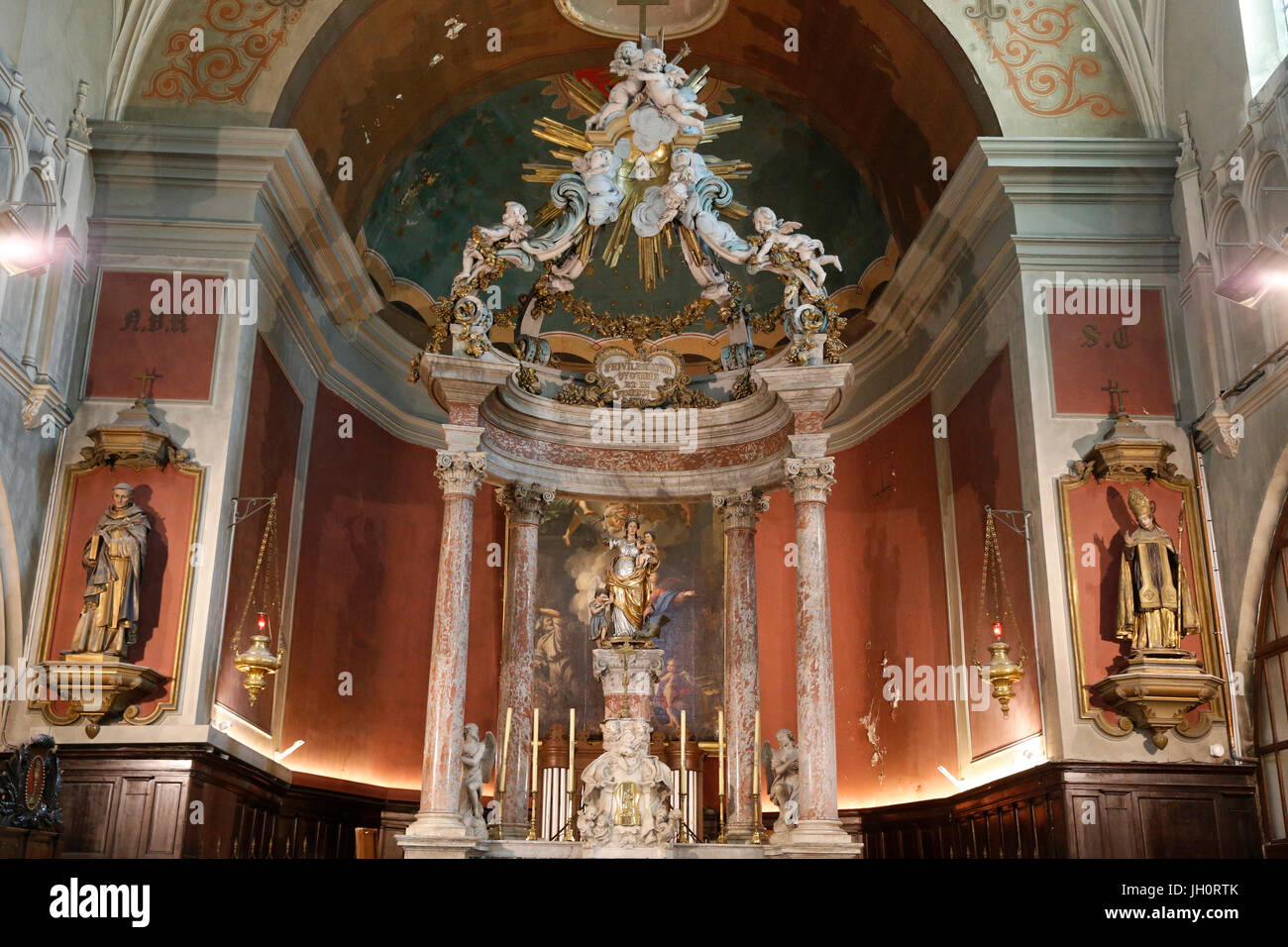 Saint Cannat Les Precheurs church, Marseille. Chancel. France Stock ...