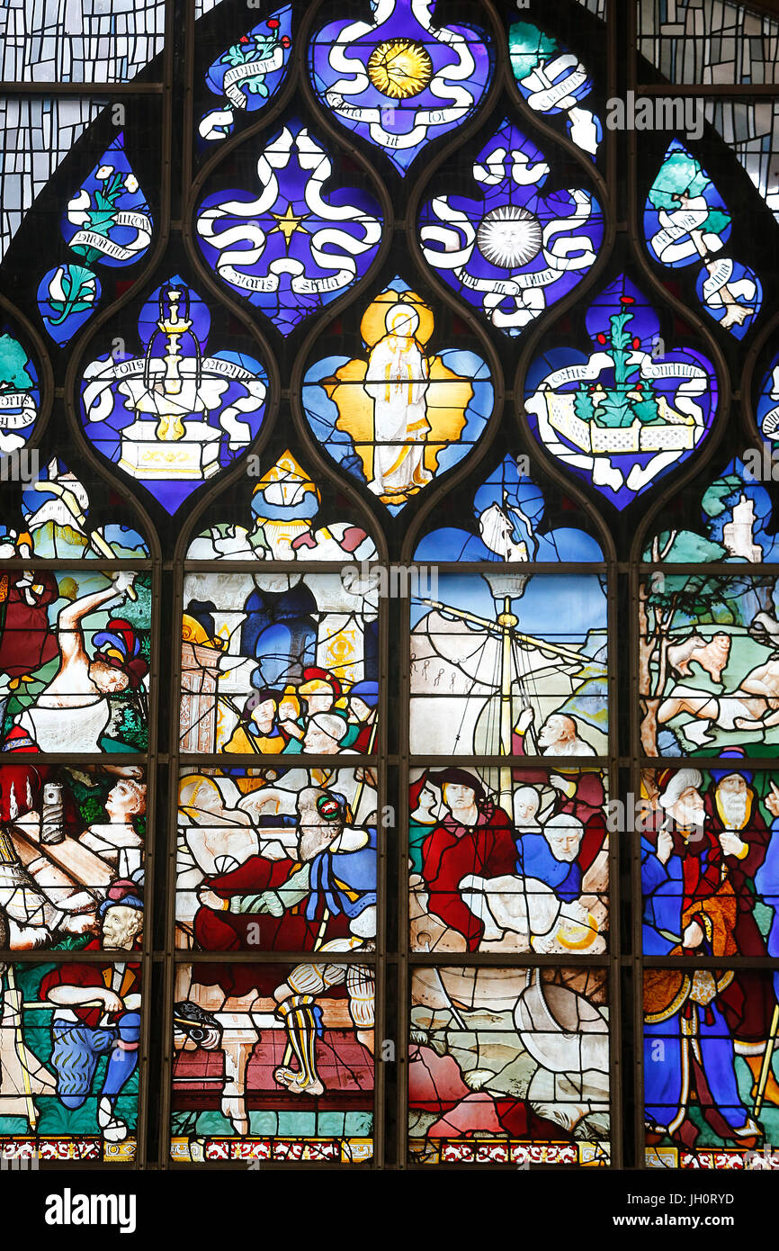 16th century stained glass hi-res stock photography and images - Alamy