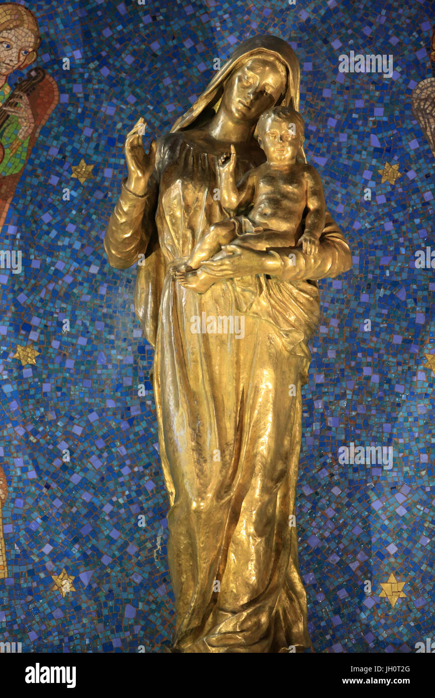 Madonna and child. Church St. Clodoald. Saint-Cloud Stock Photo - Alamy