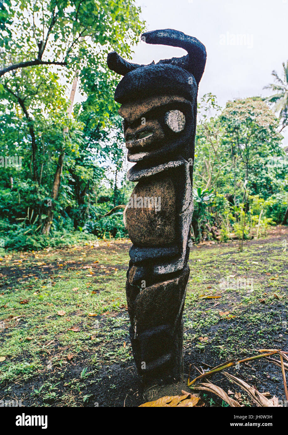 Vanuatu malampa province island nakamal hi-res stock photography and ...