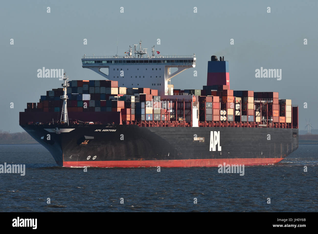 Apl shipping hi-res stock photography and images - Alamy