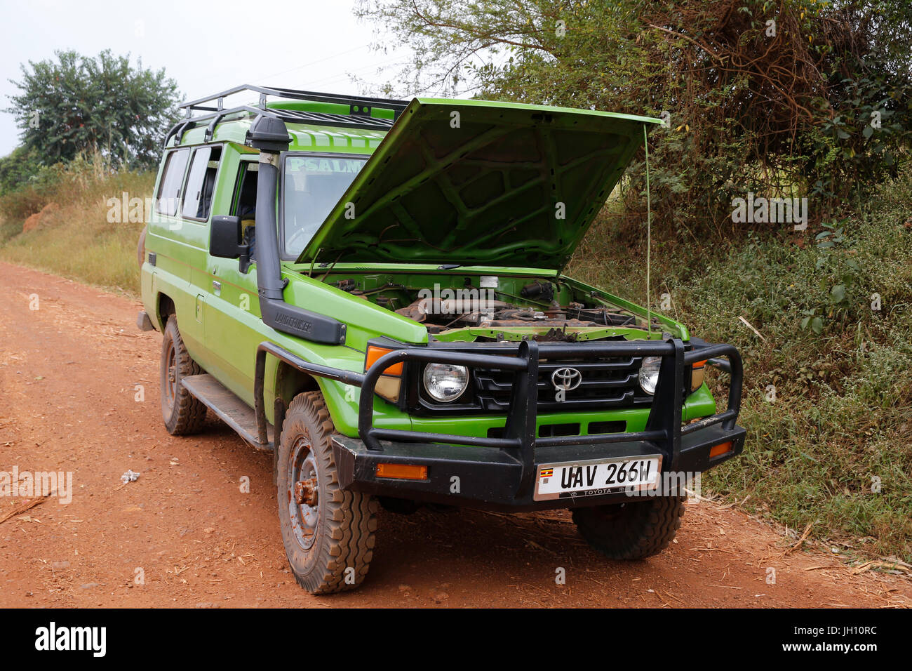 Car breakdown in Uganda. Uganda Stock Photo - Alamy