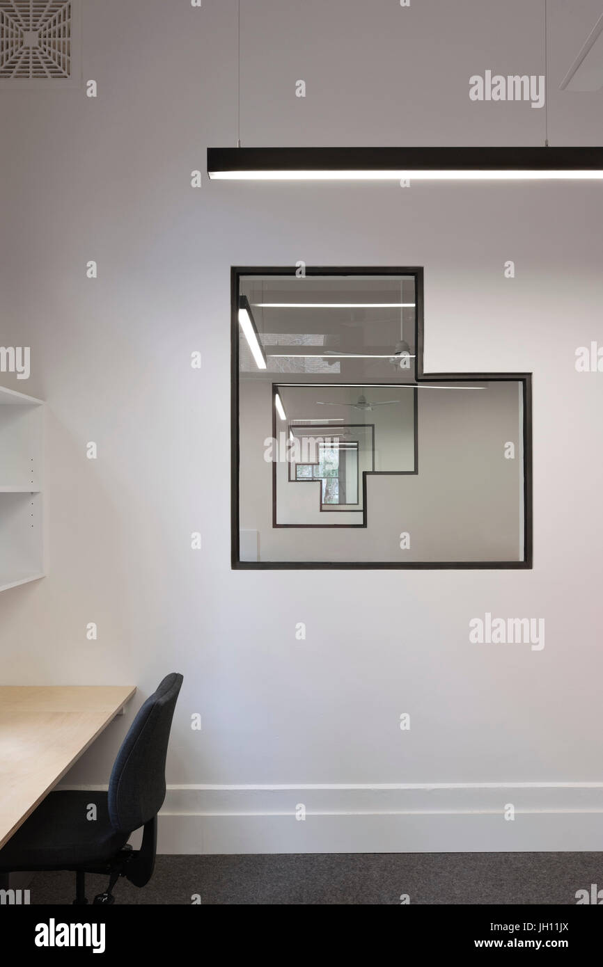 Internal office windows hi-res stock photography and images - Alamy