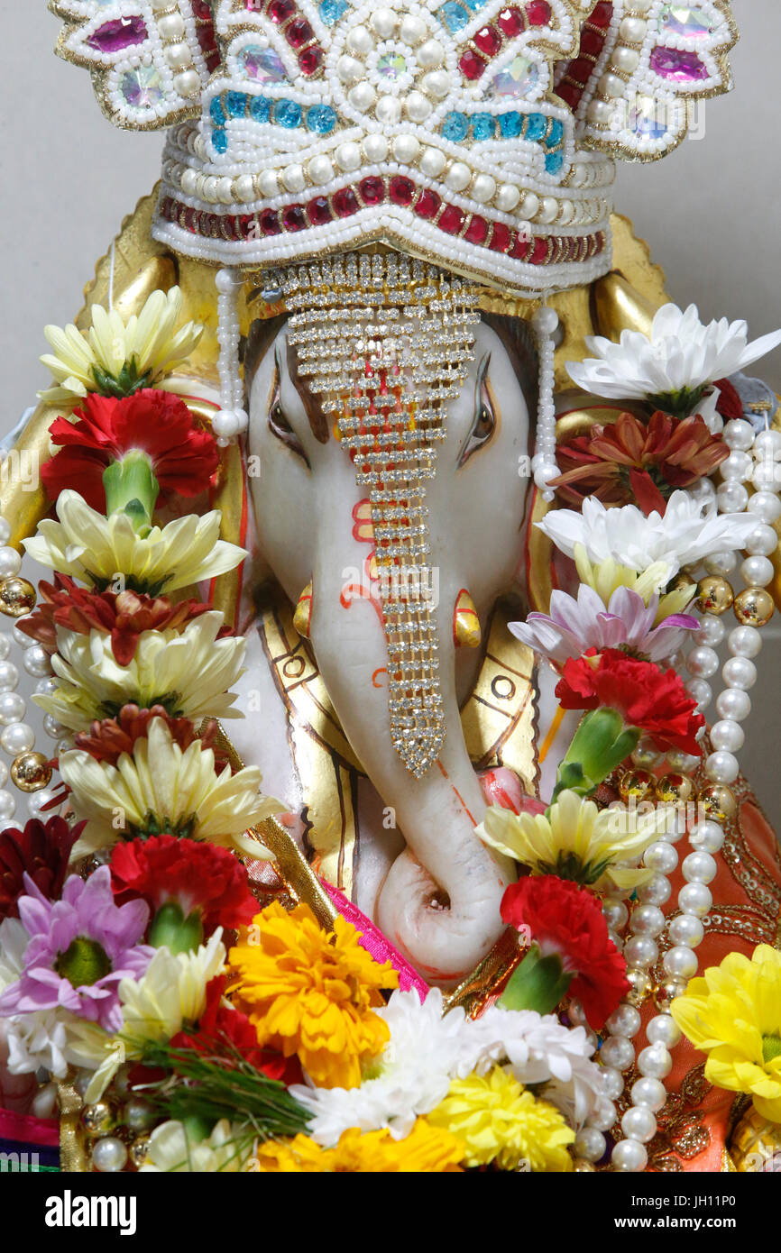 Shree Ram Mandir, Leicester. Ganesh murthi. United kingdom Stock Photo ...