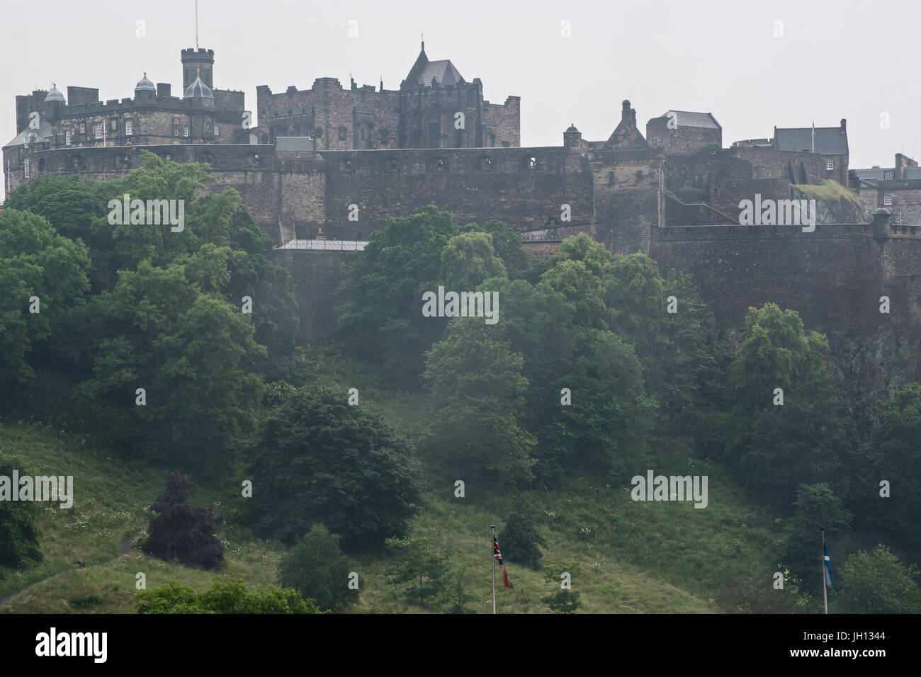 edinburgh castle in a rainy day Stock Photo - Alamy