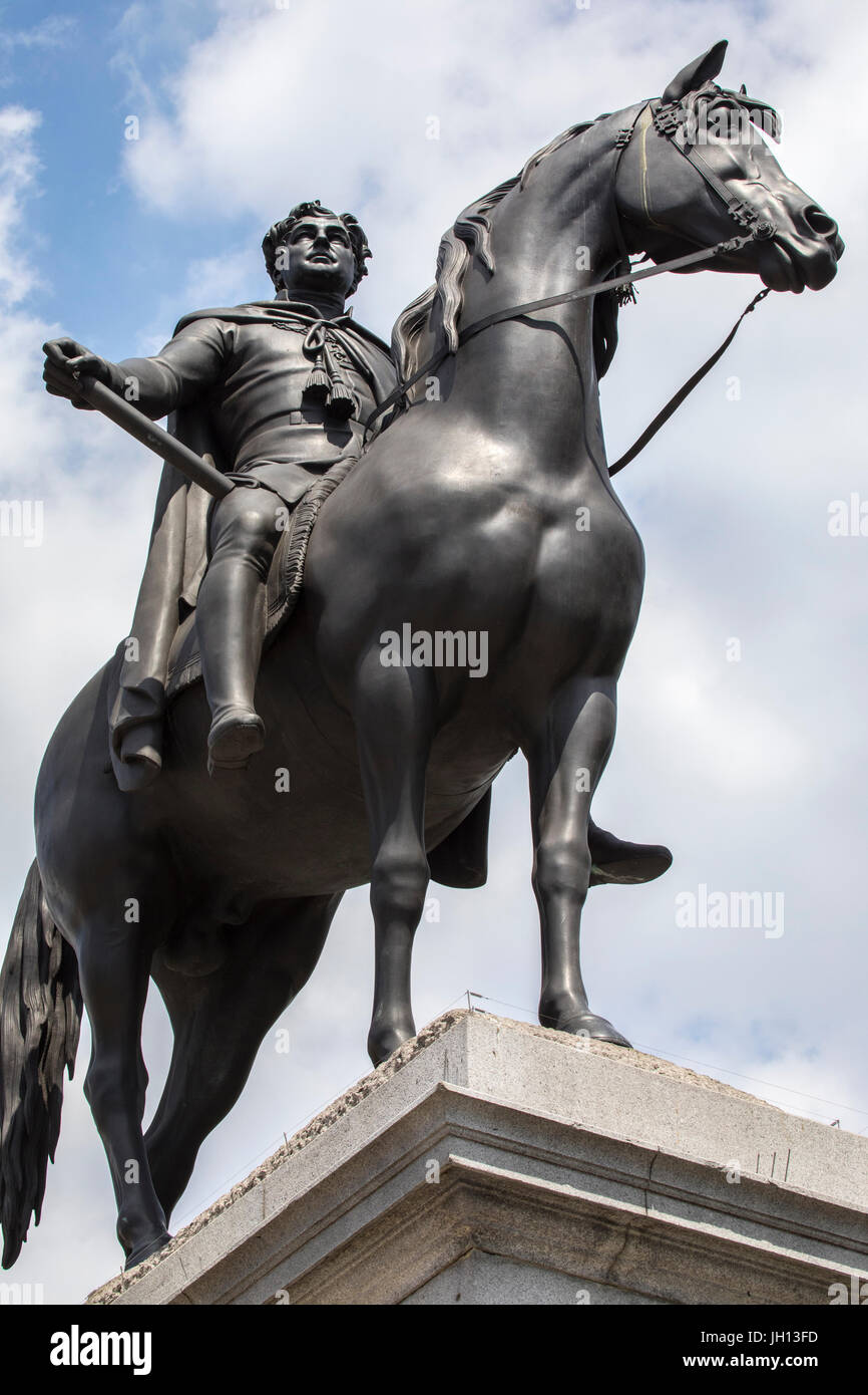 Equestrian statue george iv hi-res stock photography and images - Alamy