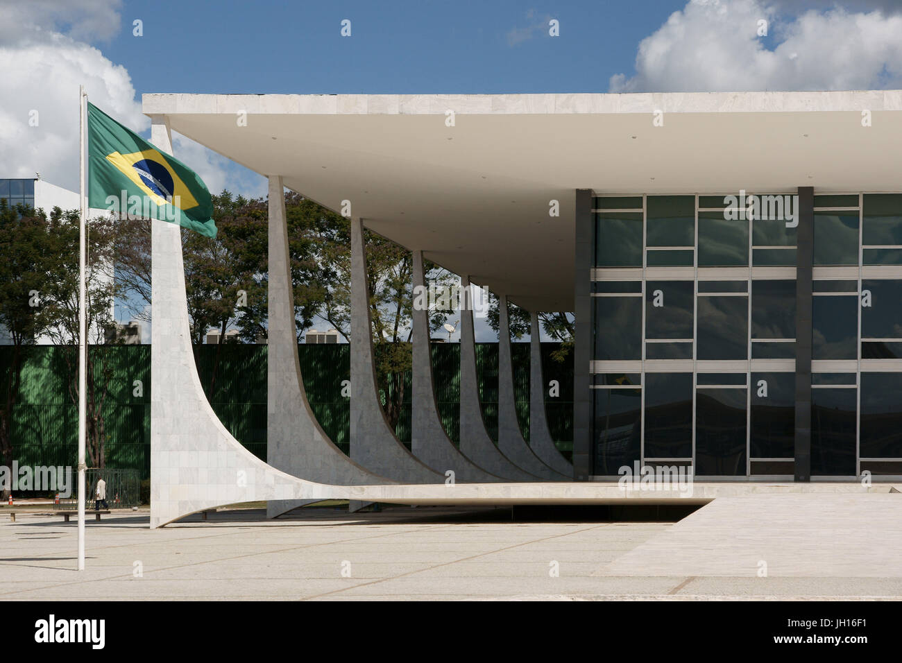 Brazil supreme federal court building hi-res stock photography and ...