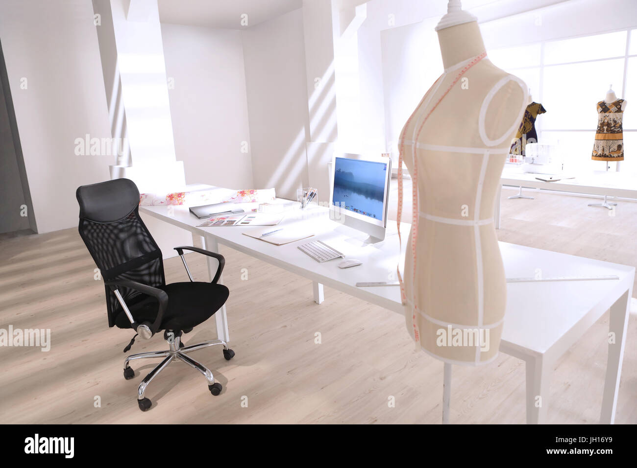 designer leave her working tailor studio Stock Photo - Alamy