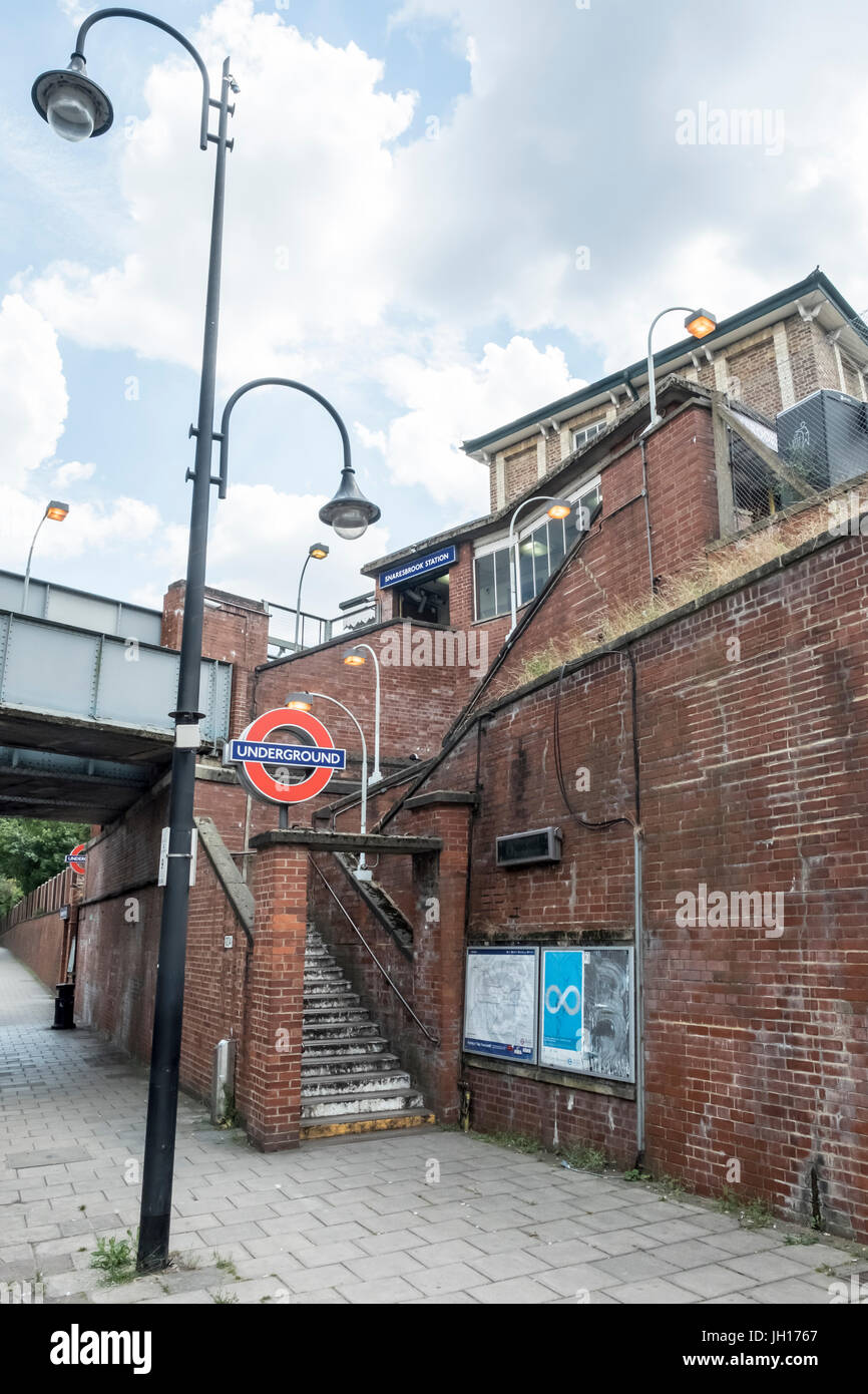 Snaresbrook underground hi-res stock photography and images - Alamy