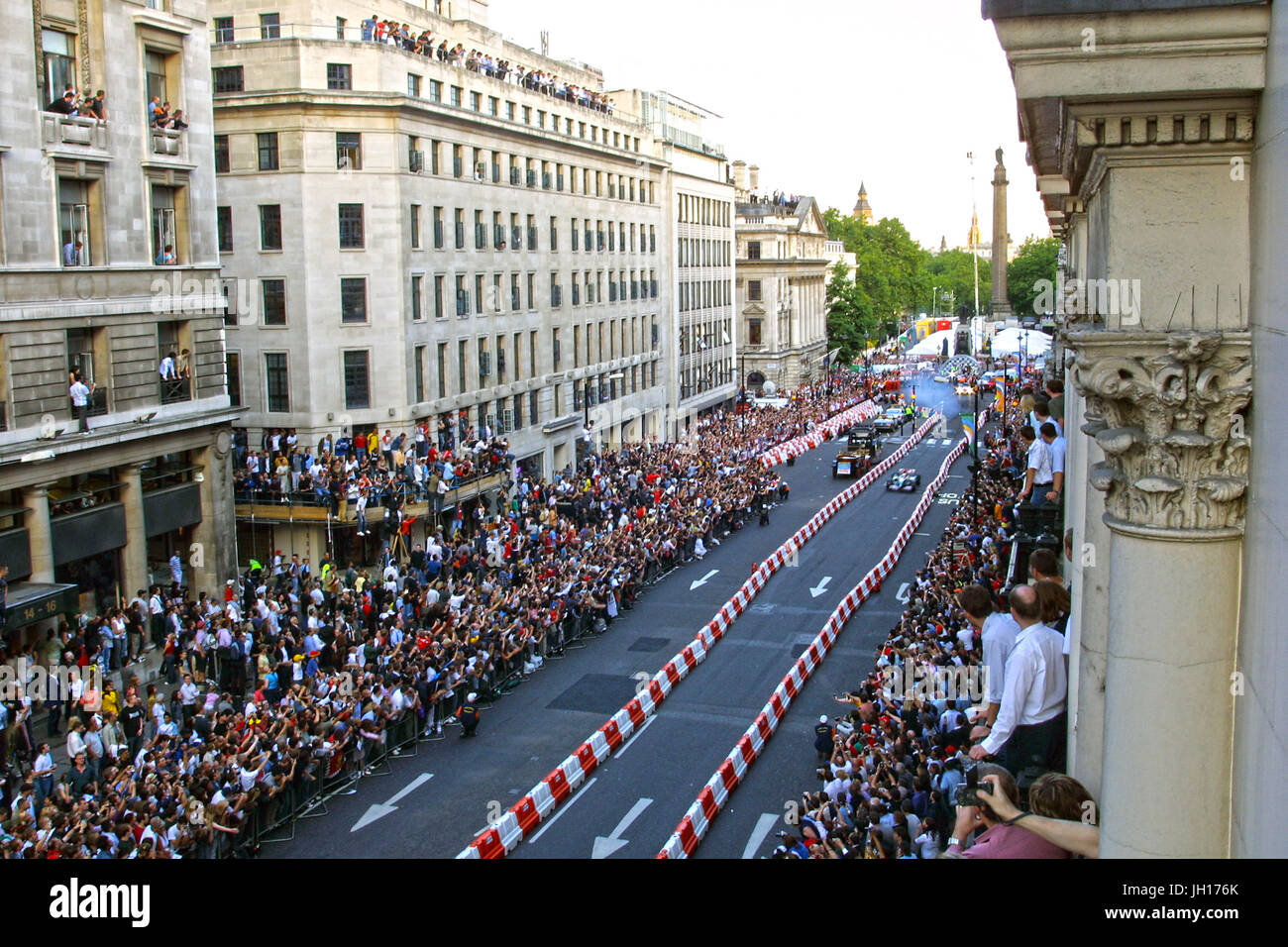 F1 circus hi-res stock photography and images - Alamy