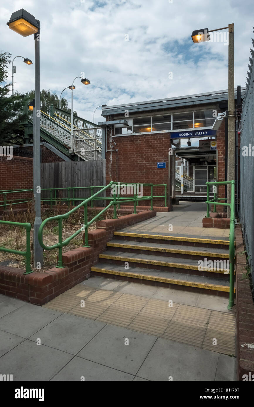 Valley station hi-res stock photography and images - Alamy